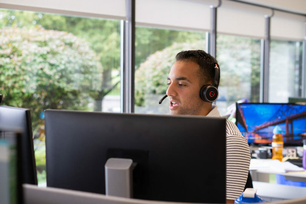 How to hire a top-performing customer service representative - The Predictive Index